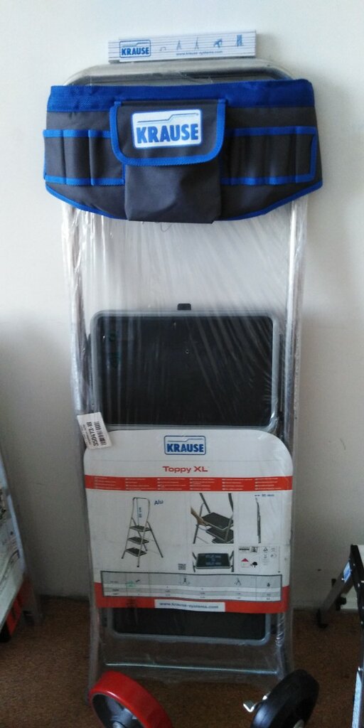 Merdiven ve korkuluklar Krause 74, Çeliabinsk, foto