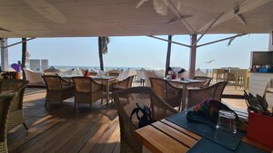 Beach Grill (Goa, South Goa County, Salcete Taluk, Village of Cavelossim, Mobor), bar  Goa'dan
