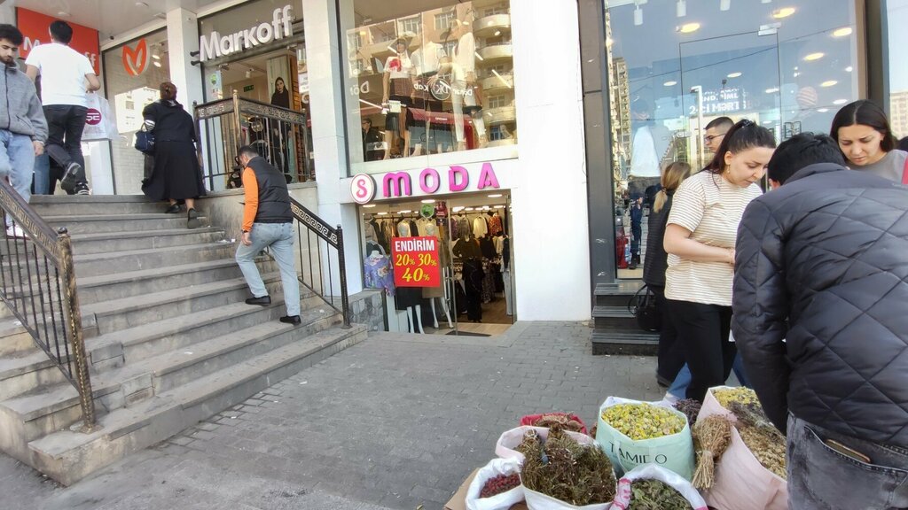 Giyim mağazası S Moda, Bakü, foto