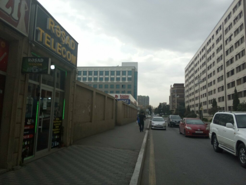 Cep telefonu aksesuarları Rəşad Telekom, Bakü, foto