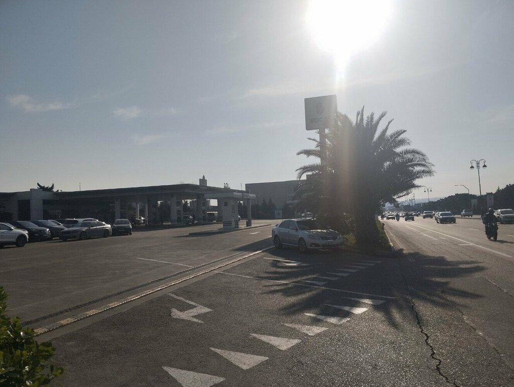 Benzin istasyonu Socar, Bakü, foto