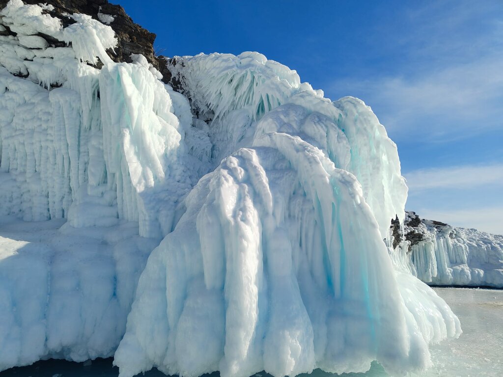 Dağ zirvesi Мыс Хальтэ, İrkutskaya oblastı, foto
