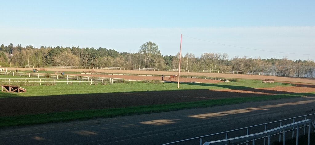 Hipodromlar Izhevsk hippodrome, Izhevsk, foto