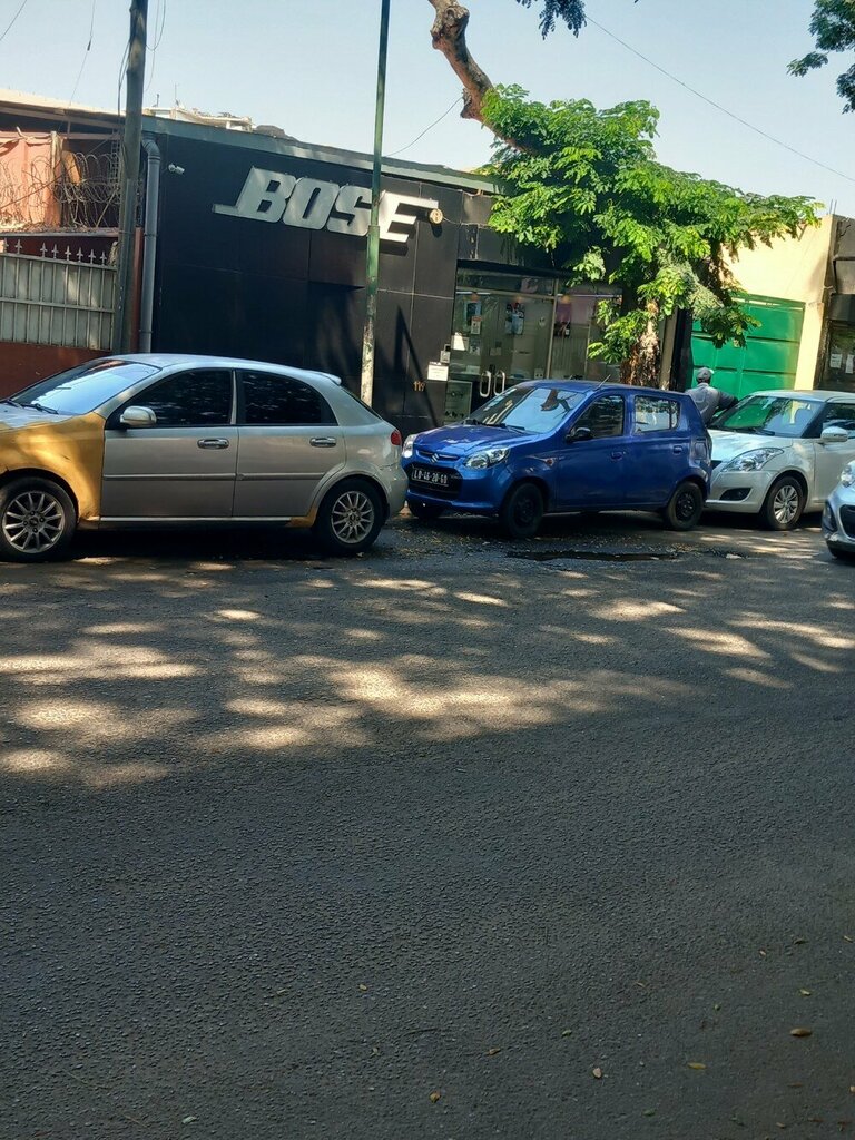 Bilgisayar aksesuarları Bose, Loanda, foto