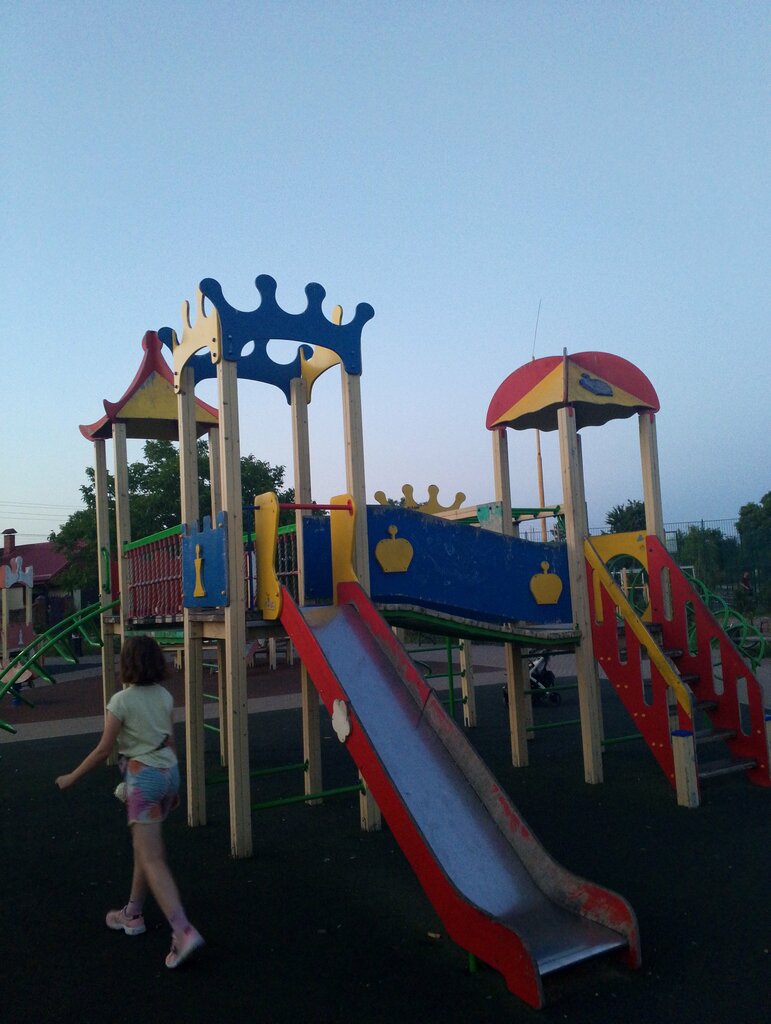 Oyun alanı Playground, Krasnodarski krayı, foto