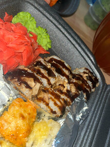 Shalom Sushi (Alpiyskiy proyezd No:25), suşi restoranı  Krasnodar'dan