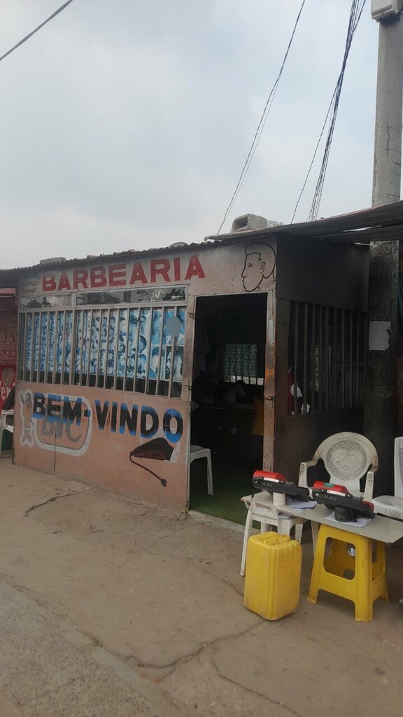 Berberler Barbearia, Loanda, foto