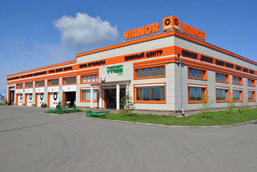 Jant ve lastikçiler Vianor, Samara, foto