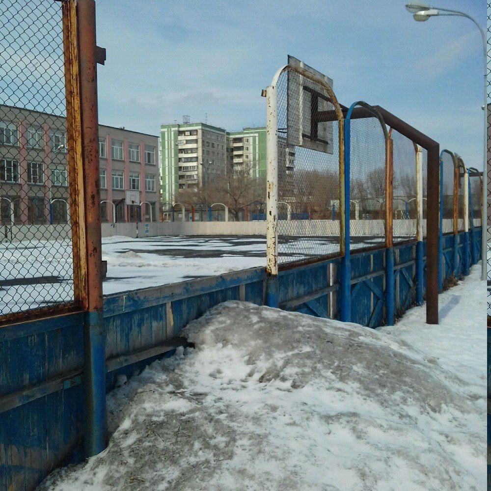 Buz pateni pistleri Ice rink, Çeliabinsk, foto