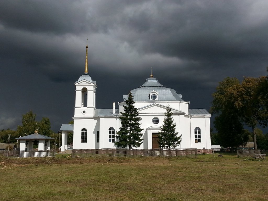 Ortodoks kiliseleri Храм Вознесения Господня, Smolenskaya oblastı, foto