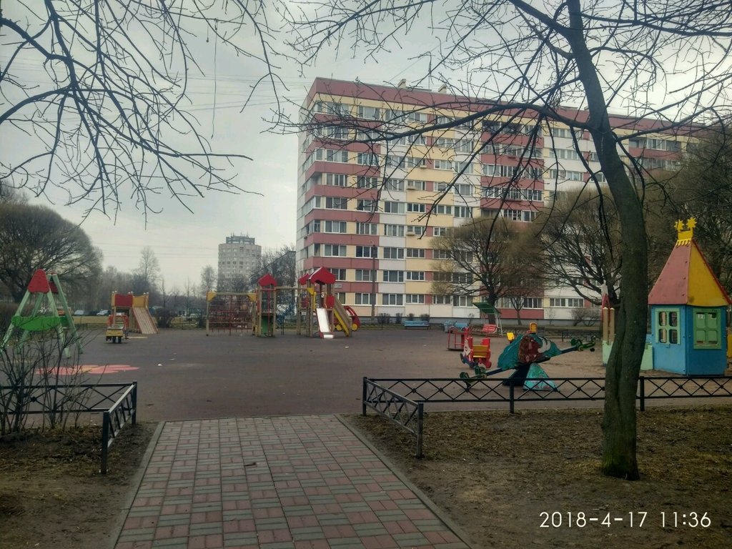 Oyun alanı Playground, Saint‑Petersburg, foto