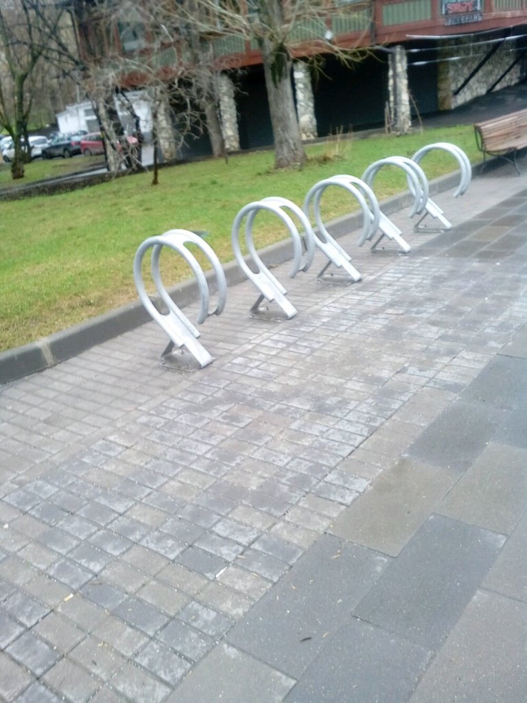 Bisiklet park yerleri Bicycle parking, Moskova, foto