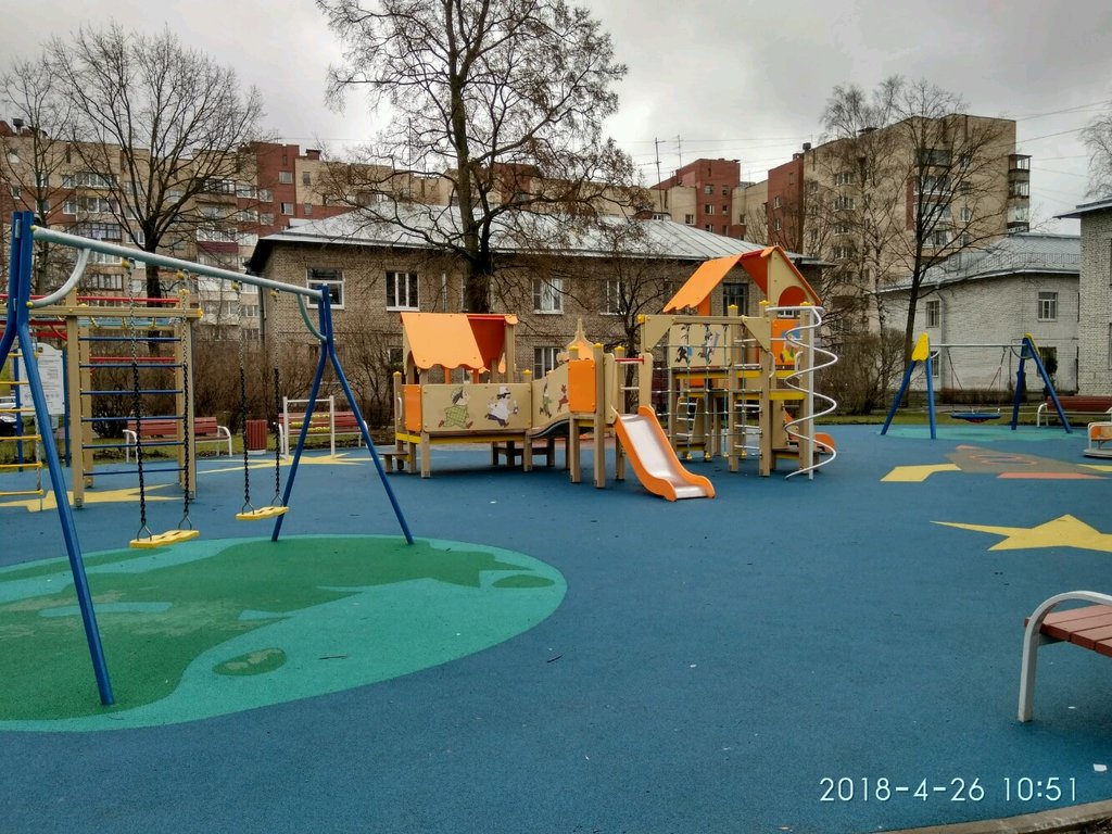 Oyun alanı Playground, Saint‑Petersburg, foto