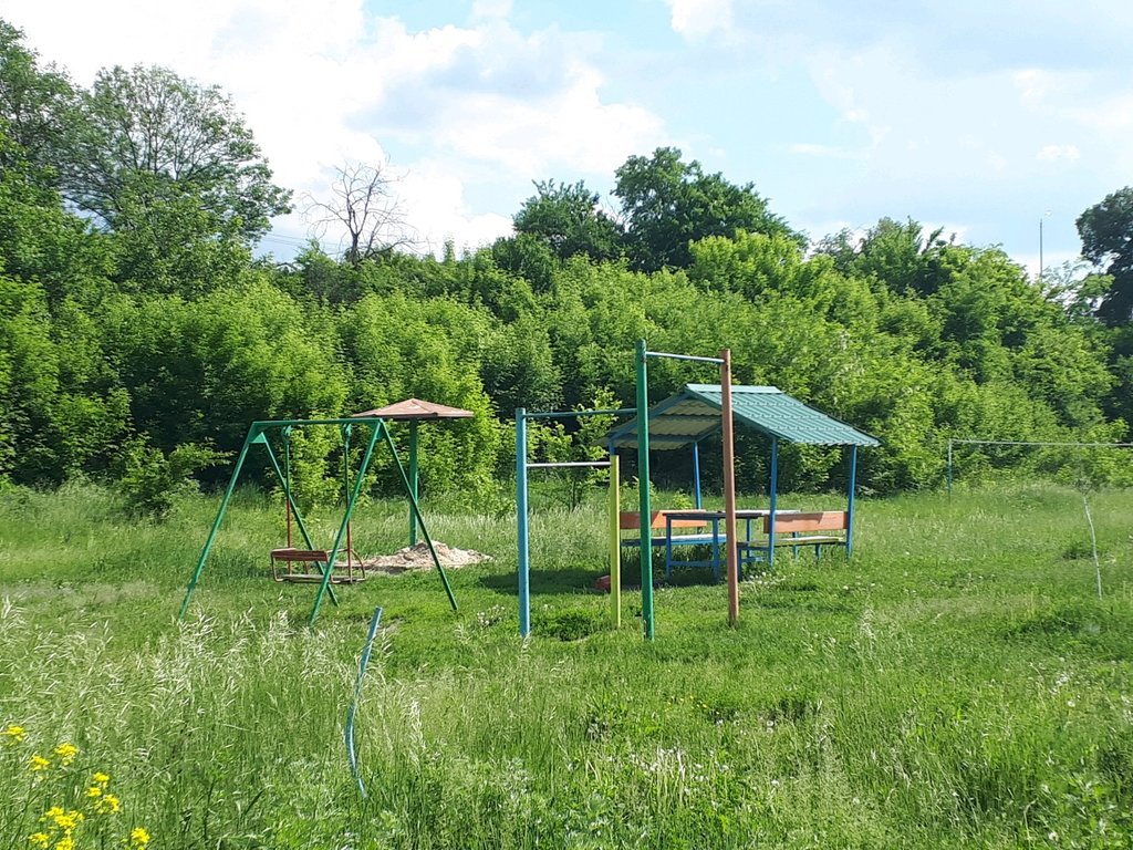 Oyun alanı Детская игровая площадка, Belgorod, foto