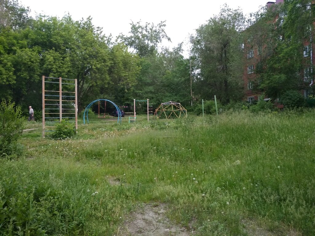 Oyun alanı Playground, Omsk, foto