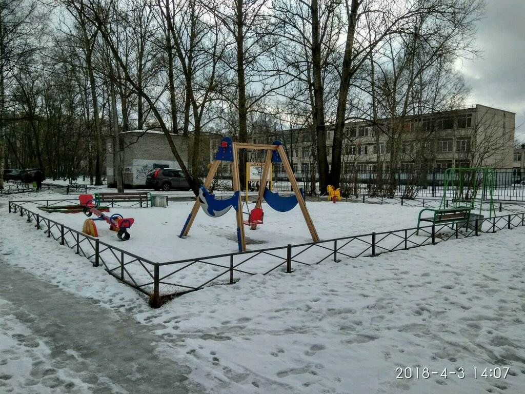 Oyun alanı Playground, Saint‑Petersburg, foto