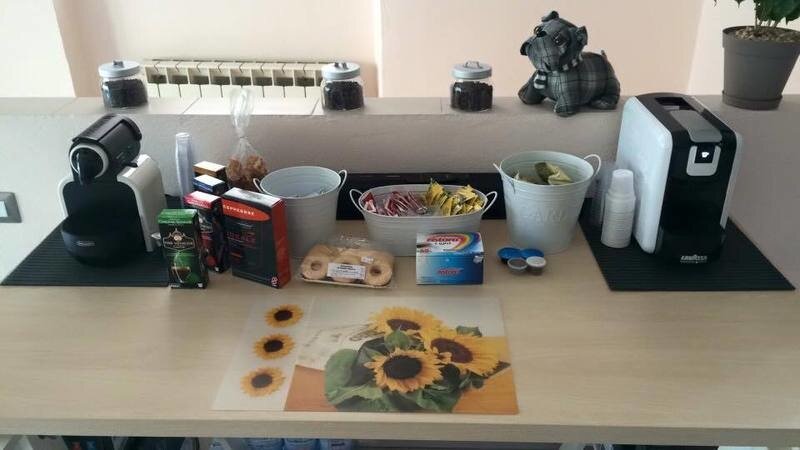Kahve dükkanları Coffee Caps, Lombardiya, foto