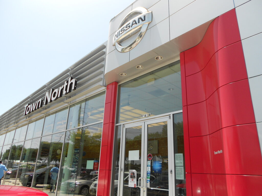 Otomobil satış galerileri Town North Nissan, Austin, foto