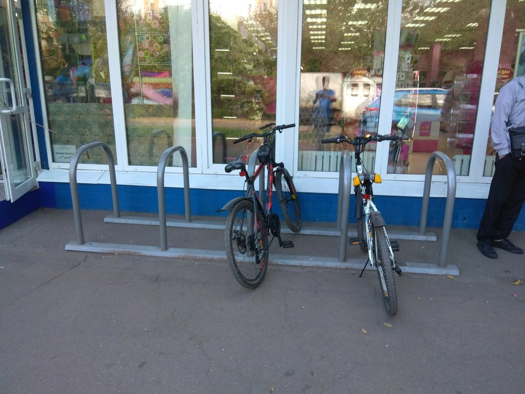 Bisiklet park yerleri Велопарковка, Moskova, foto