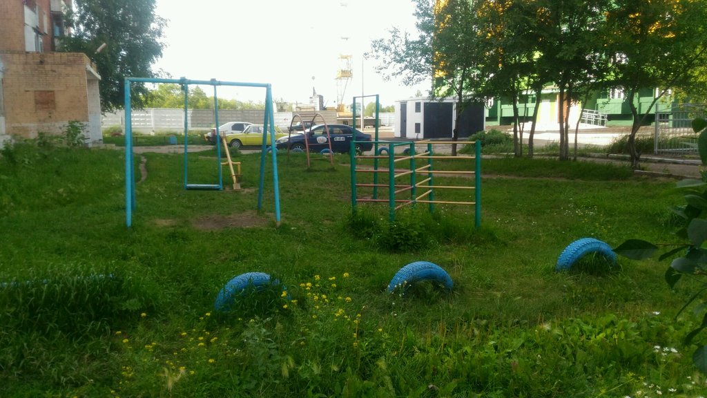 Oyun alanı Playground, Omsk, foto