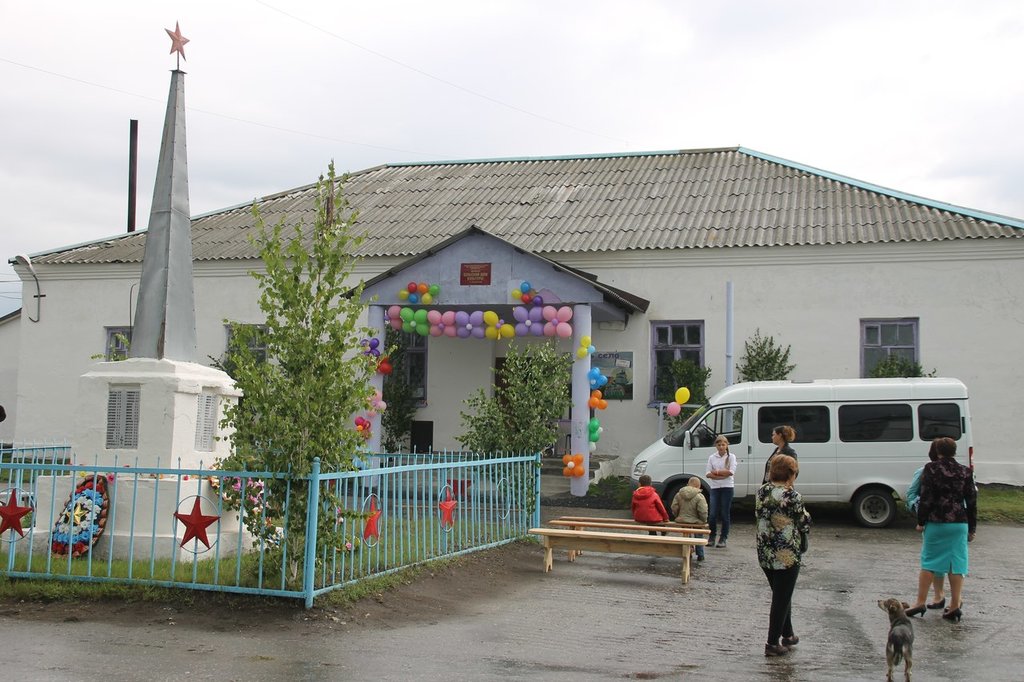 Kültür ocakları Молодюрягинский СДК, Kurganskaya oblastı, foto