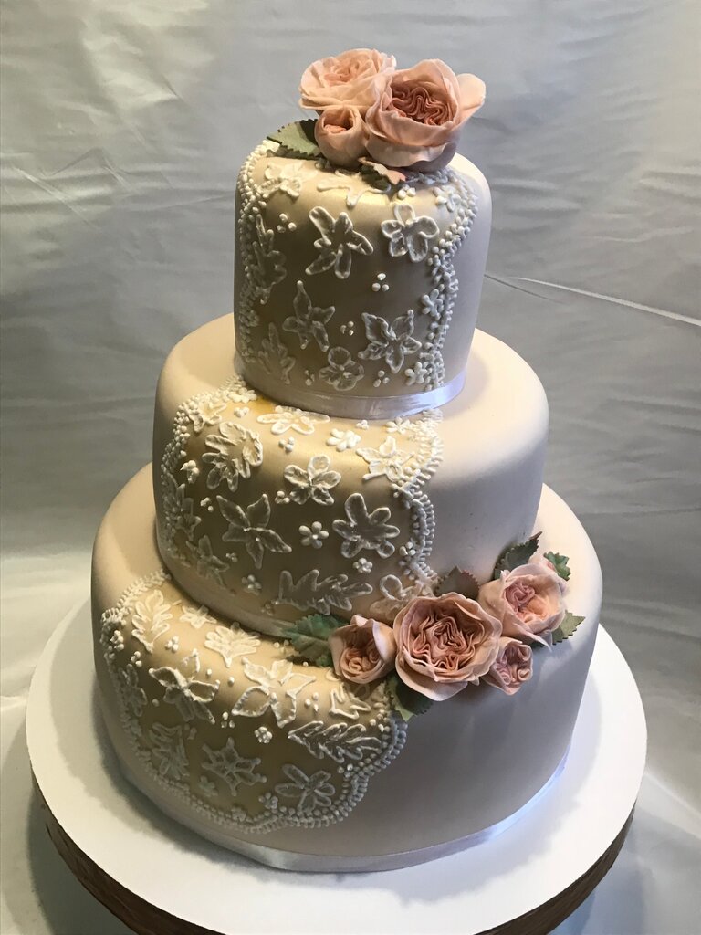 Özel pasta siparişi Studiya Lyudmily Mostakovoy ChPTUP, Minsk, foto