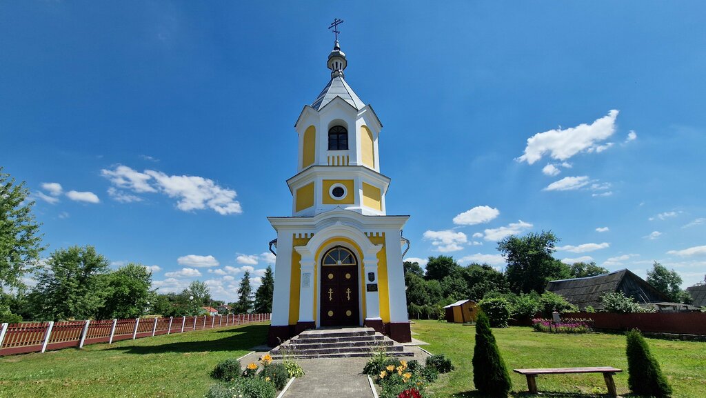 Ortodoks kiliseleri Храм святых апостолов Петра и Павла, Brestskaya oblastı, foto
