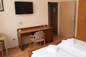 Pension Peck (Simmeringer Hauptstraße No:35, Wien), otel  Viyana'dan