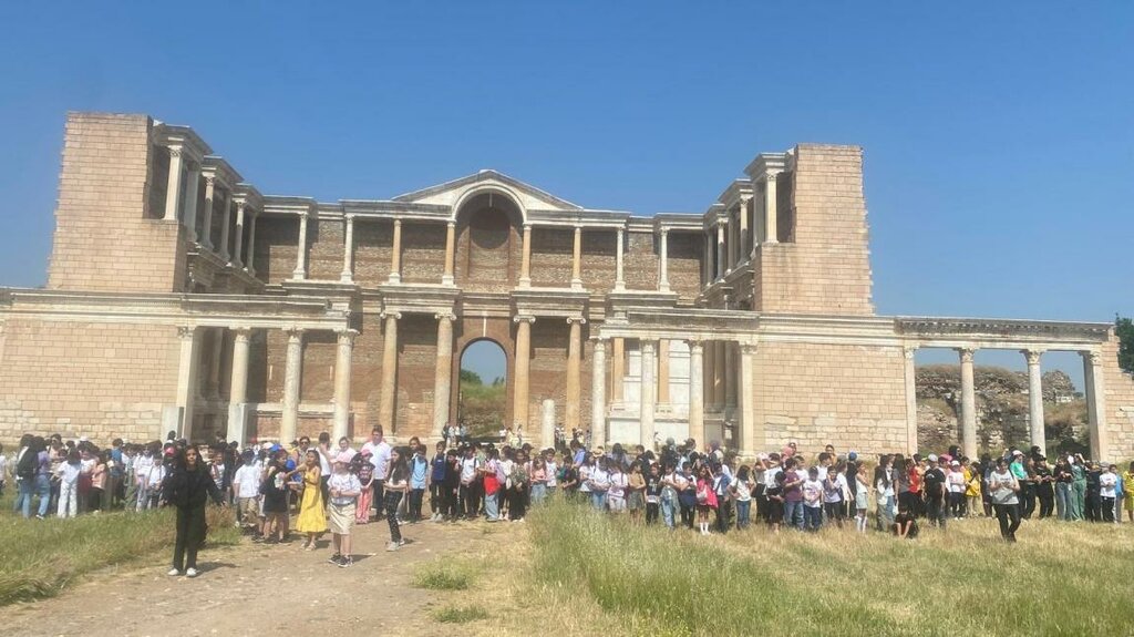 i̇lkokul Neval Yaralı-Milli Egemenlik İlkokulu, Saruhanlı, foto