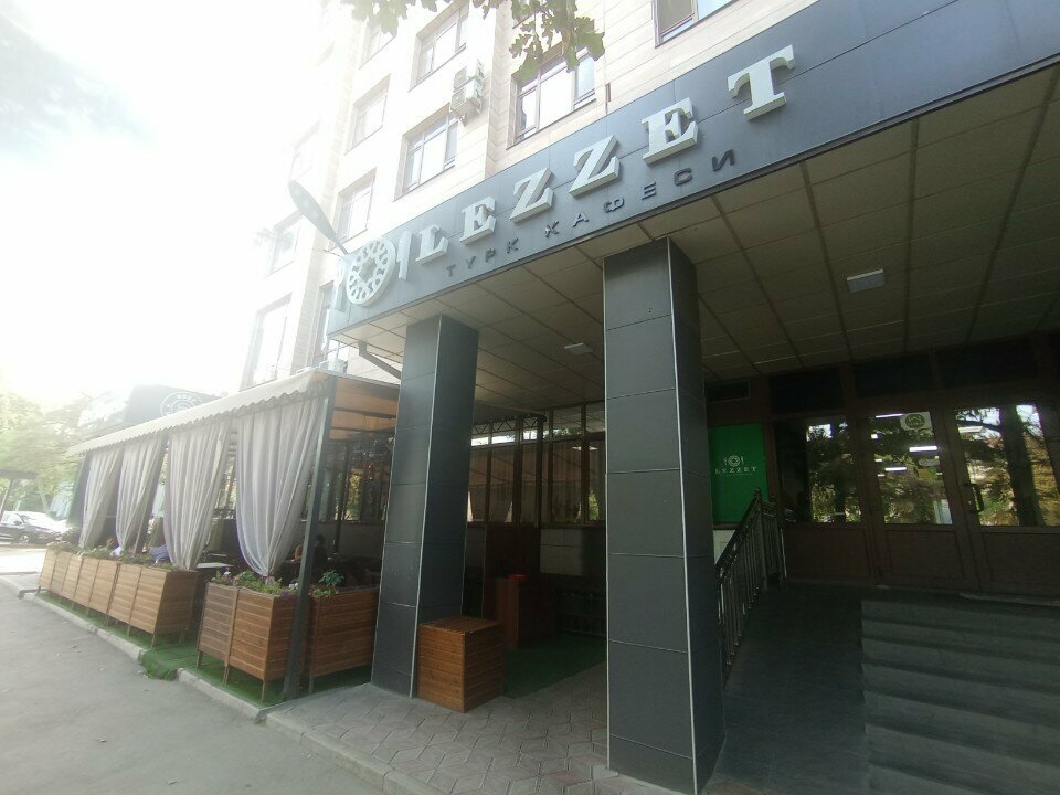Kafe Lezzet, Bişkek, foto
