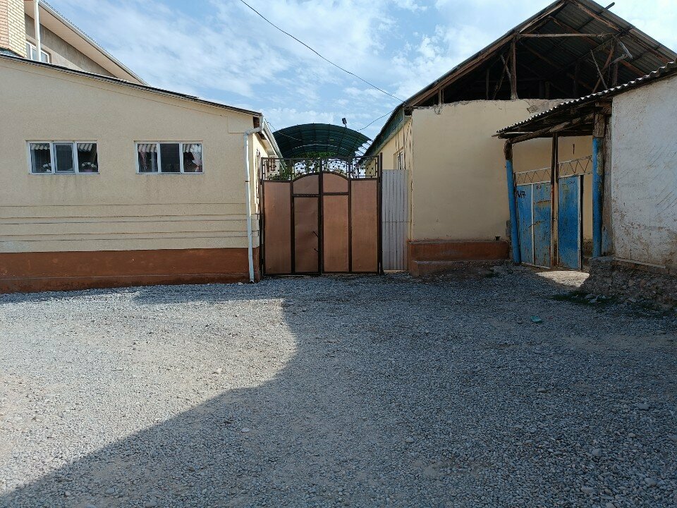 Cami Файзулла тура, Celal‑Abad İli, foto