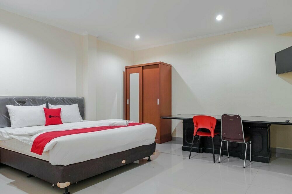 Otel RedDoorz near Roxy Mall Jakarta, Cakarta, foto