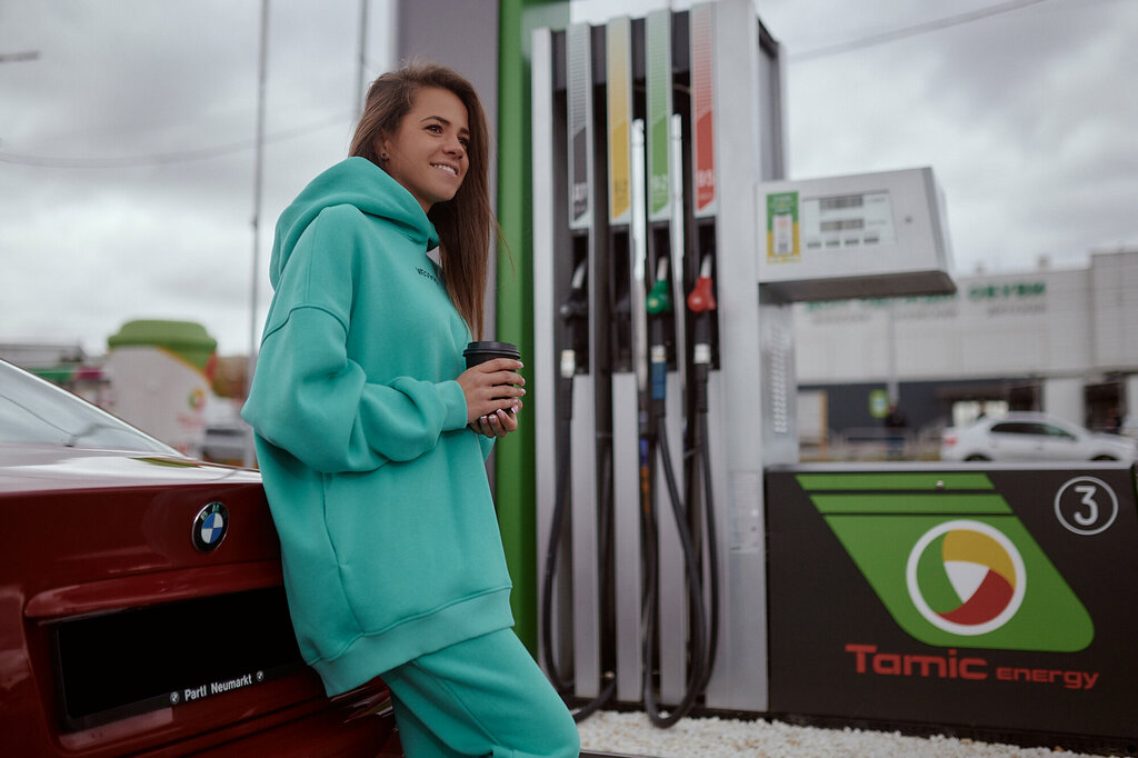 Benzin istasyonu Tamic Energy, Sverdlovskaya oblastı, foto