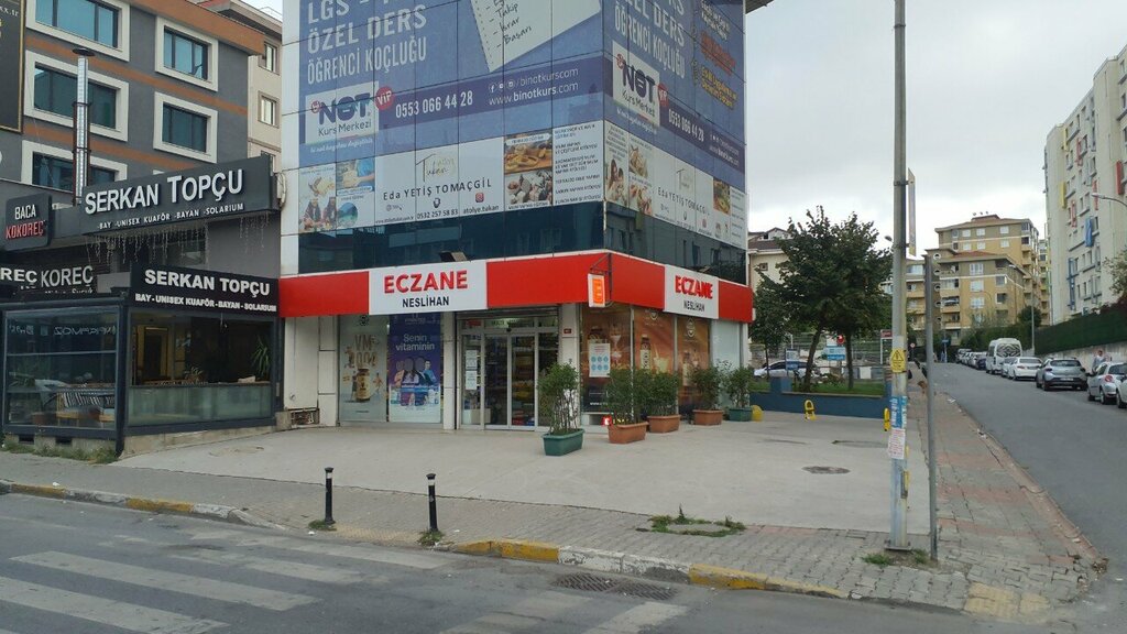 Eczaneler Neslihan Eczanesi, İstanbul, foto