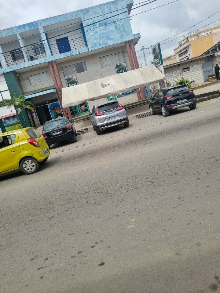 Banka National Investment Bank, Abican, foto