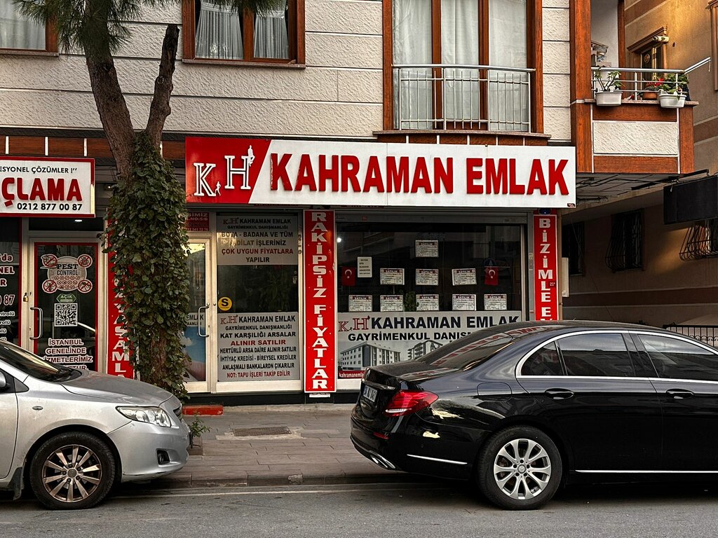 Emlak ofisi Kahraman Emlak, İstanbul, foto