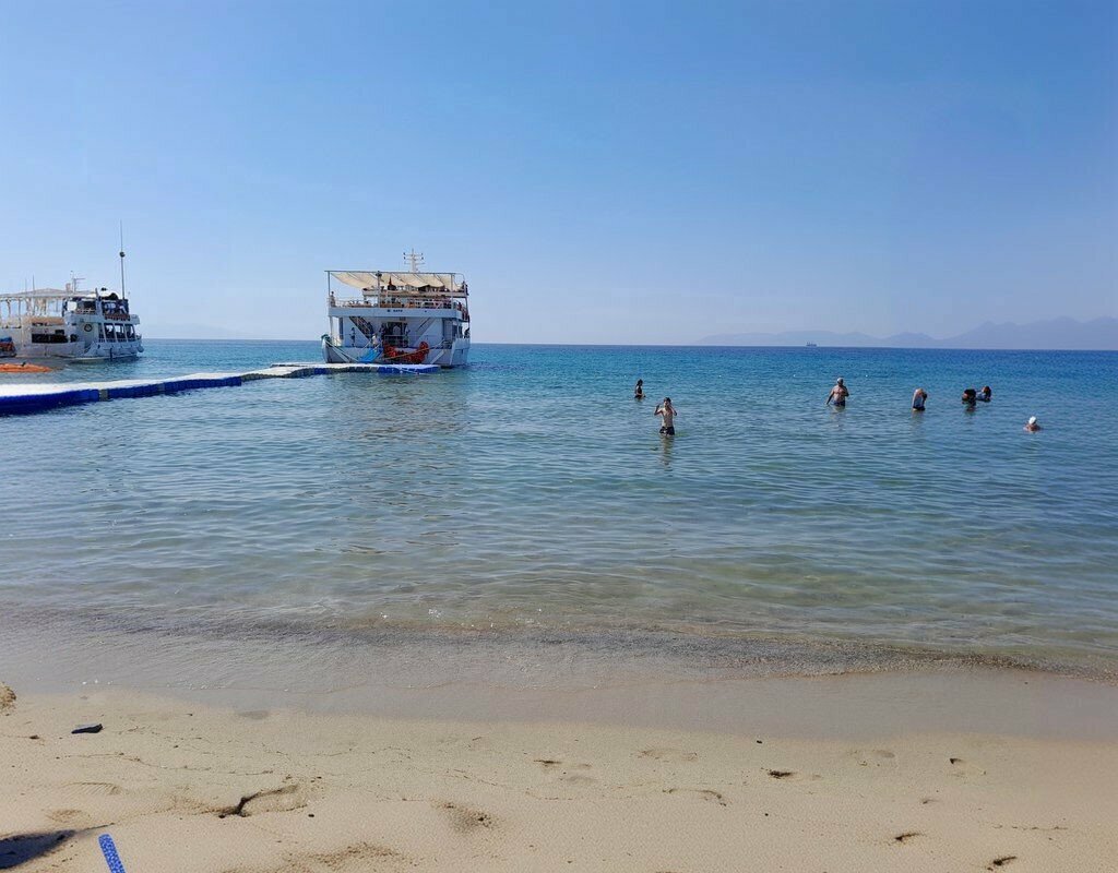 Benzin istasyonu Petrol Ofisi, Ayvalık, foto