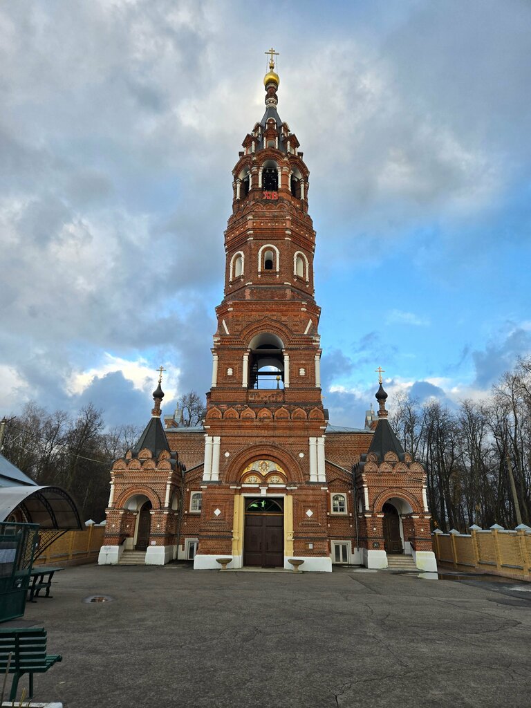 Manastır Pokrovsko-Vasilyevskiy Monastery, Pavlovski Posad, foto