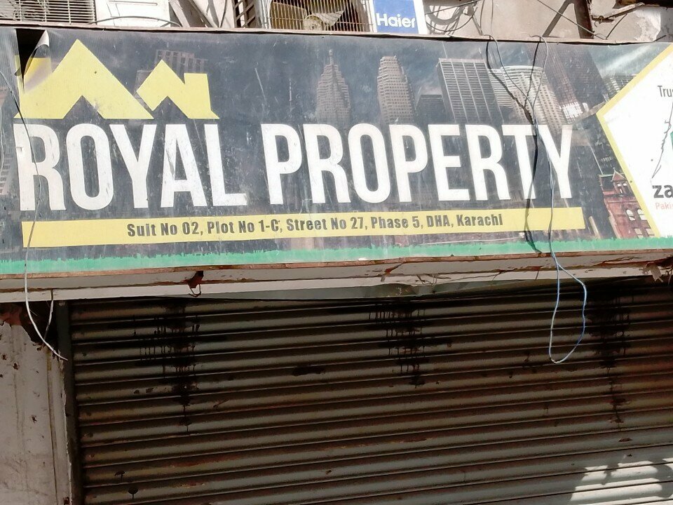 Emlak ofisi Royal Property, Karaçi, foto