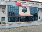 Zübeyde Hanım Tenis Eğitim Merkezi (İzmir, Karşıyaka, Baş Pehlivan Karaali Cad., 369), tenis kulüpleri ve kortları  İzmir'den