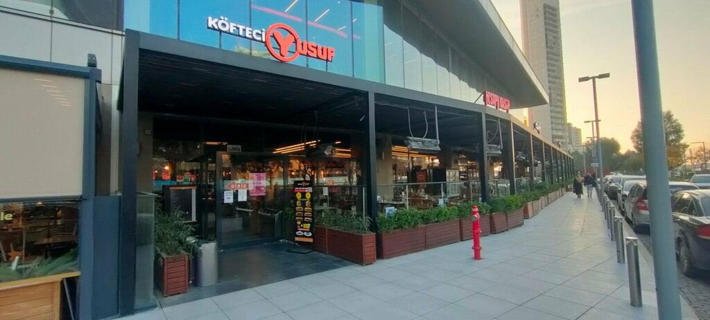 Fast food Köfteci Yusuf İzmir Mistral Avm, İzmir, foto