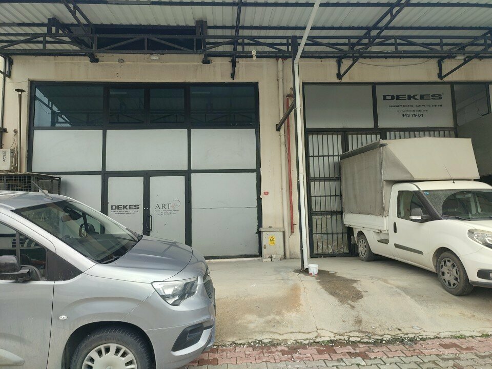 Otomobil parçaları imalatı Dekes Otomotiv, Bursa, foto