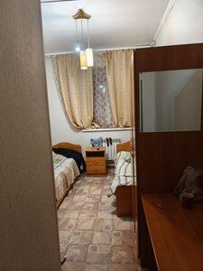 Гостиница Фиалка (ulitsa Brovina No:4А), otel  Olyokminsk'ten