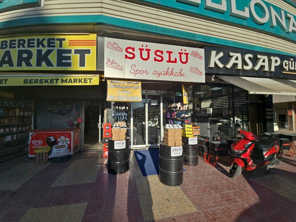 Ayakkabı mağazaları Süslü Spor Ayakkabı, Konya, foto