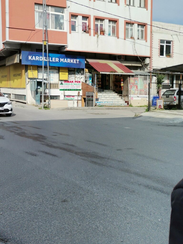 Market Kardeşler Market, İstanbul, foto