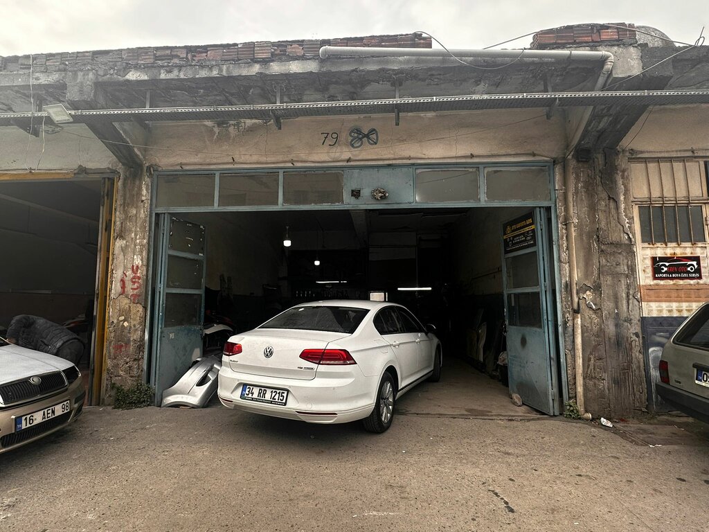 Oto kaporta Çavuş Oto, İstanbul, foto
