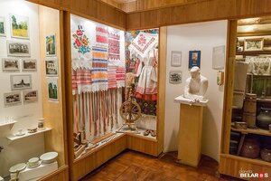 Gantsevichsky Rayonny Krayevedchesky Muzey Uk (vulica Zaslonava No:1), müzeler ve sanat galerileri  Gancevichi'den