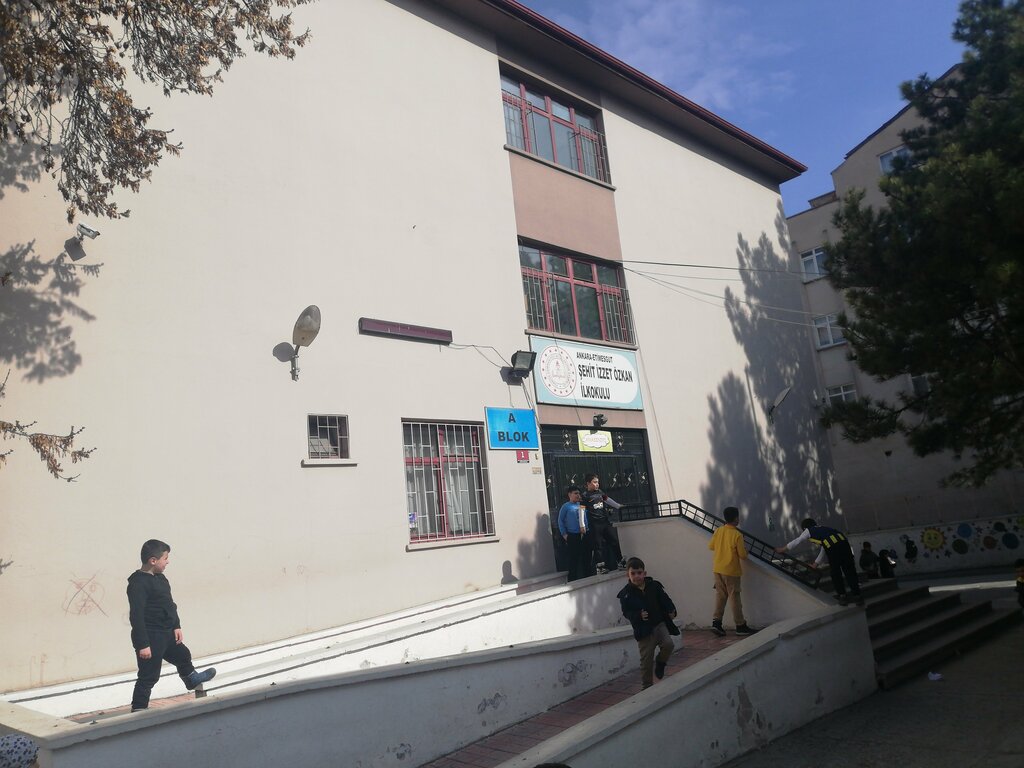 i̇lkokul Şehit İzzet Özkan İlkokulu, Ankara, foto