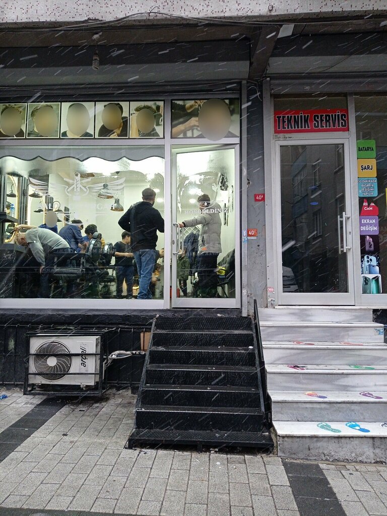 Berberler Salon Güzergah Erkek Kuaförü, İstanbul, foto