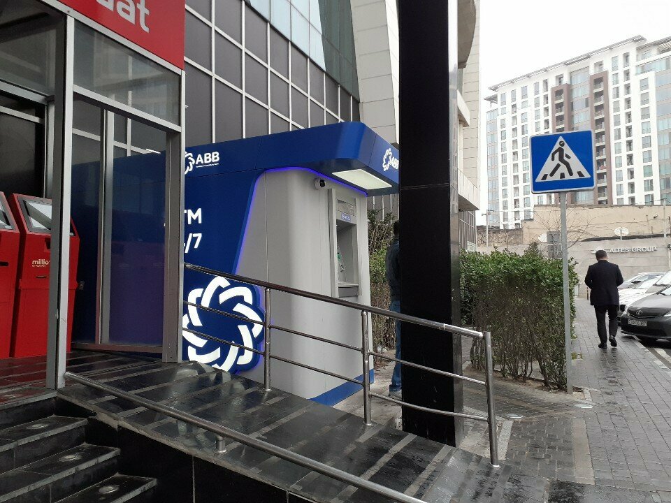 ATM'ler ABB, Bakü, foto